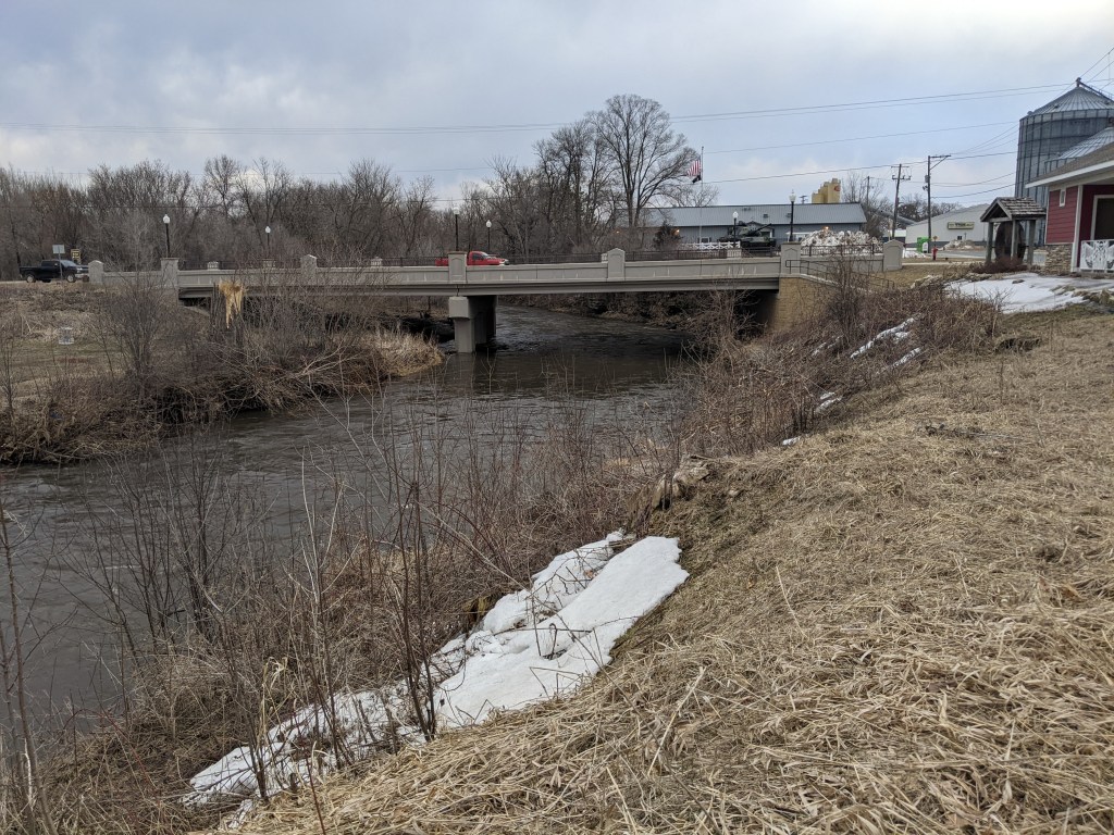 Canoeing the Zumbro River – Elspeth Ronnander